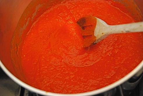 Roasted Tomato Sauce {Naptime Everyday} - The Naptime Chef