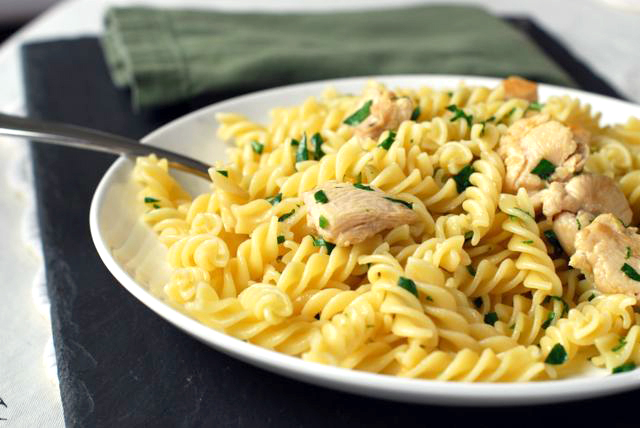 Weeknight Wins: Chicken & Spinach Spiral Pasta with Land O' Lakes